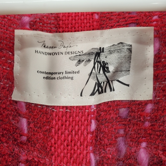 maggie doyle | Sweaters | Maggie Doyle Handwoven Design One Size ...